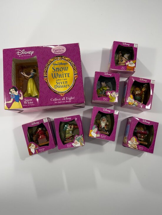 Disney | Toys | Disney Snow White Seven Dwarfs Figurine Display Set Cvs ...